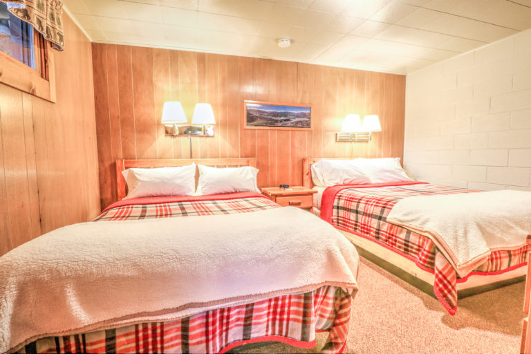 Lower Chalet Suites (#15 & 16) - McGregor Mountain Lodge - Estes Park, CO